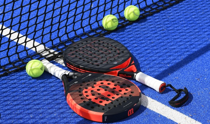 Nos meilleurs conseils sur comment choisir sa raquette de padel